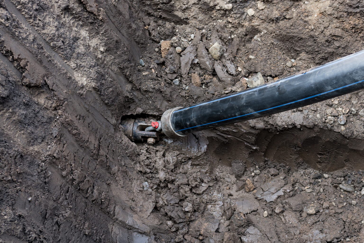 Trenchless vs. Traditional Sewer Line Replacement: Which is Right for You? - BRUTE Contracting